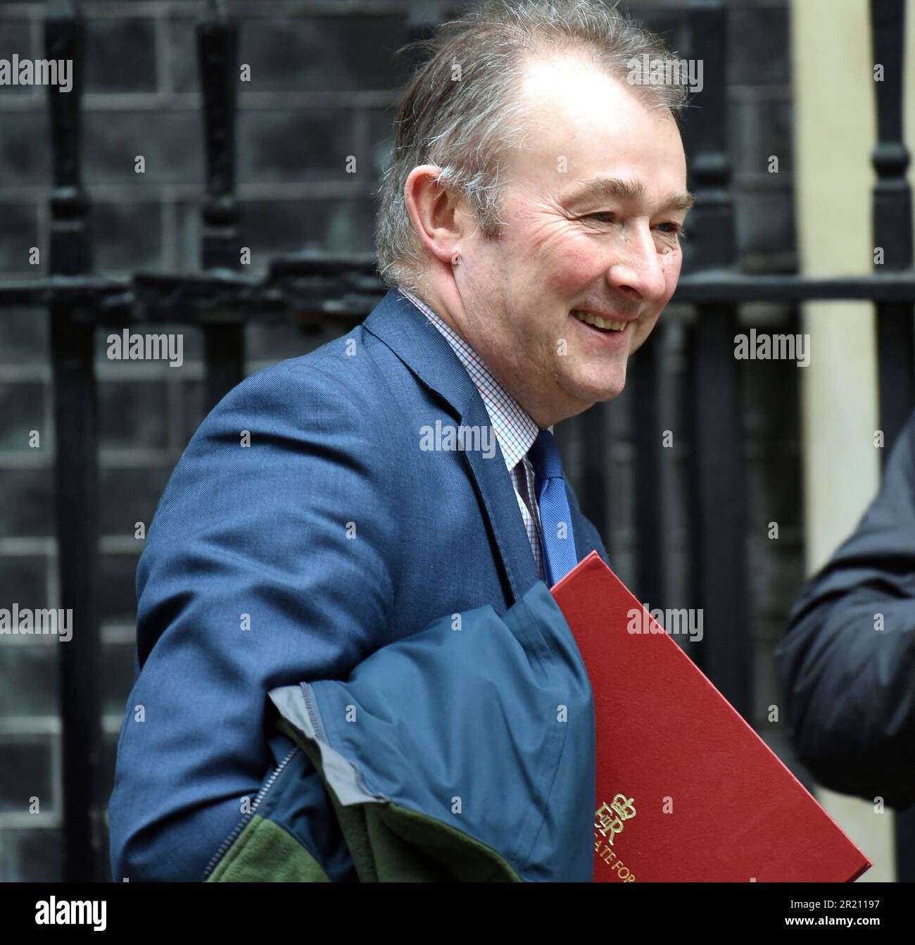 Simon Hart, Secretary of State for Wales, arrives outside Number 10 ...