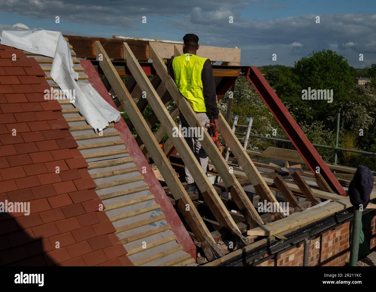 Roofing tile hi hi-res stock photography and images - Alamy