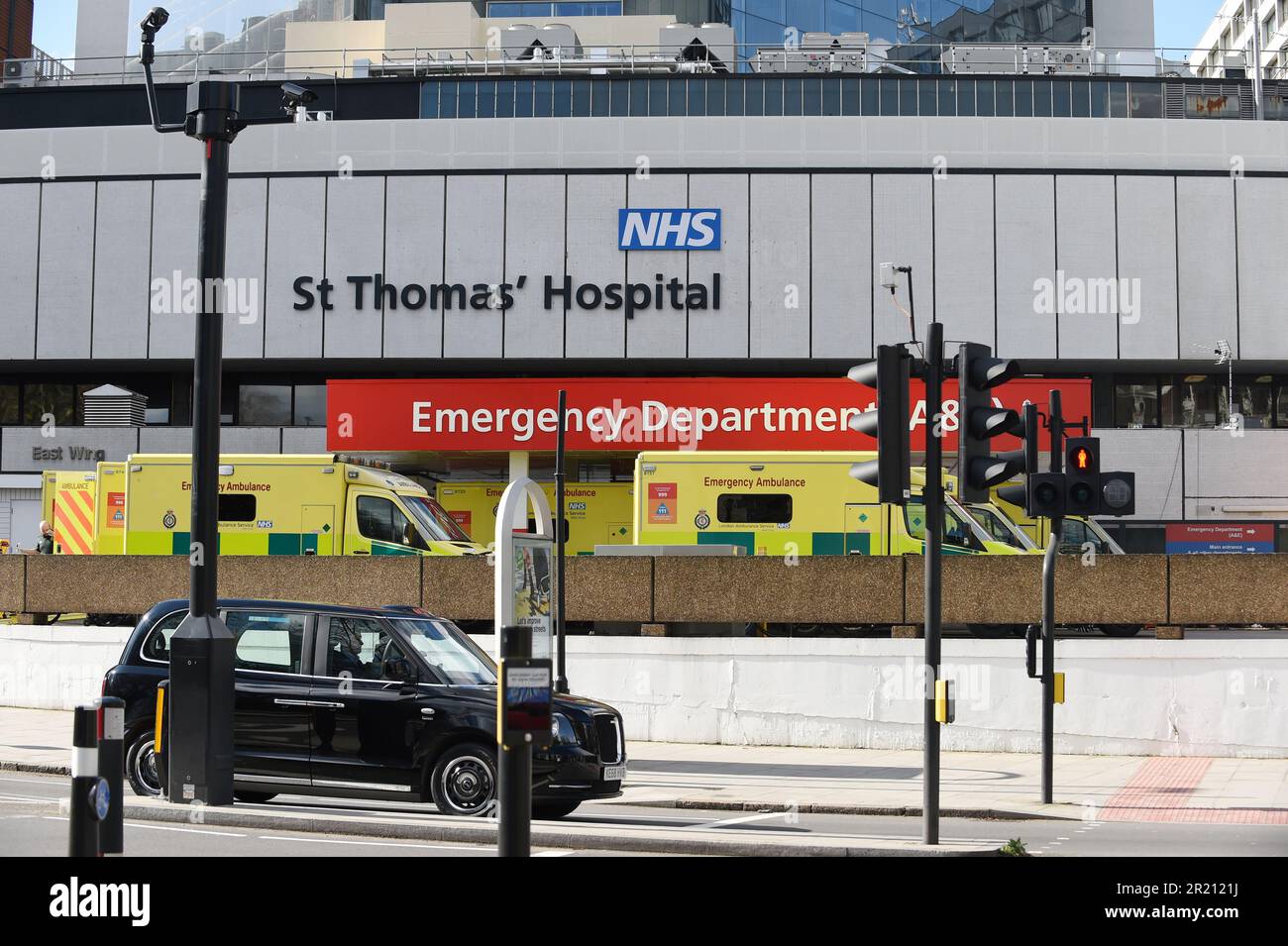 Photograph of St Thomas' Hospital during the COVID-19 Pandemic. St ...