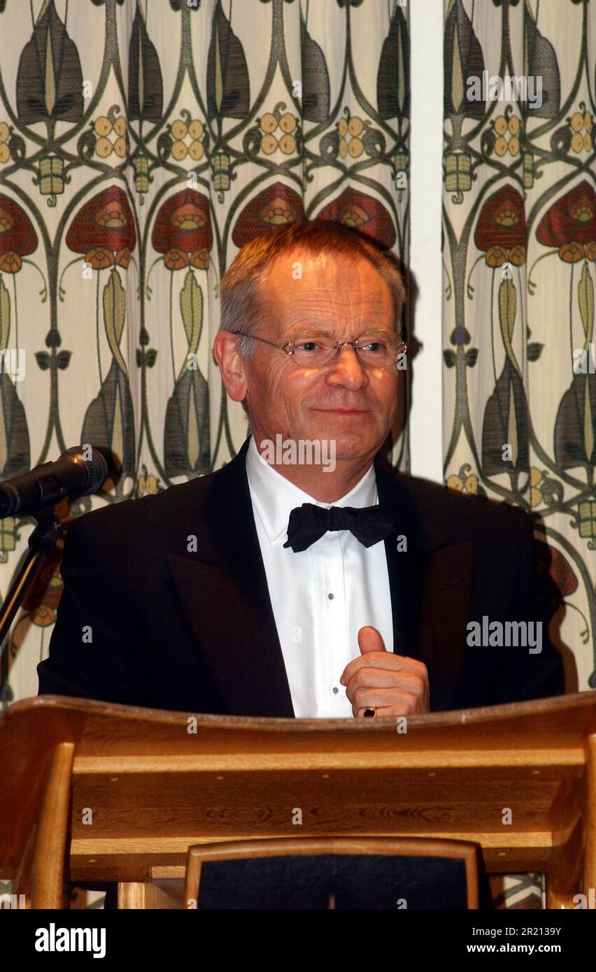 Photograph of Jeffrey Archer making a speech to the assembled guests at ...