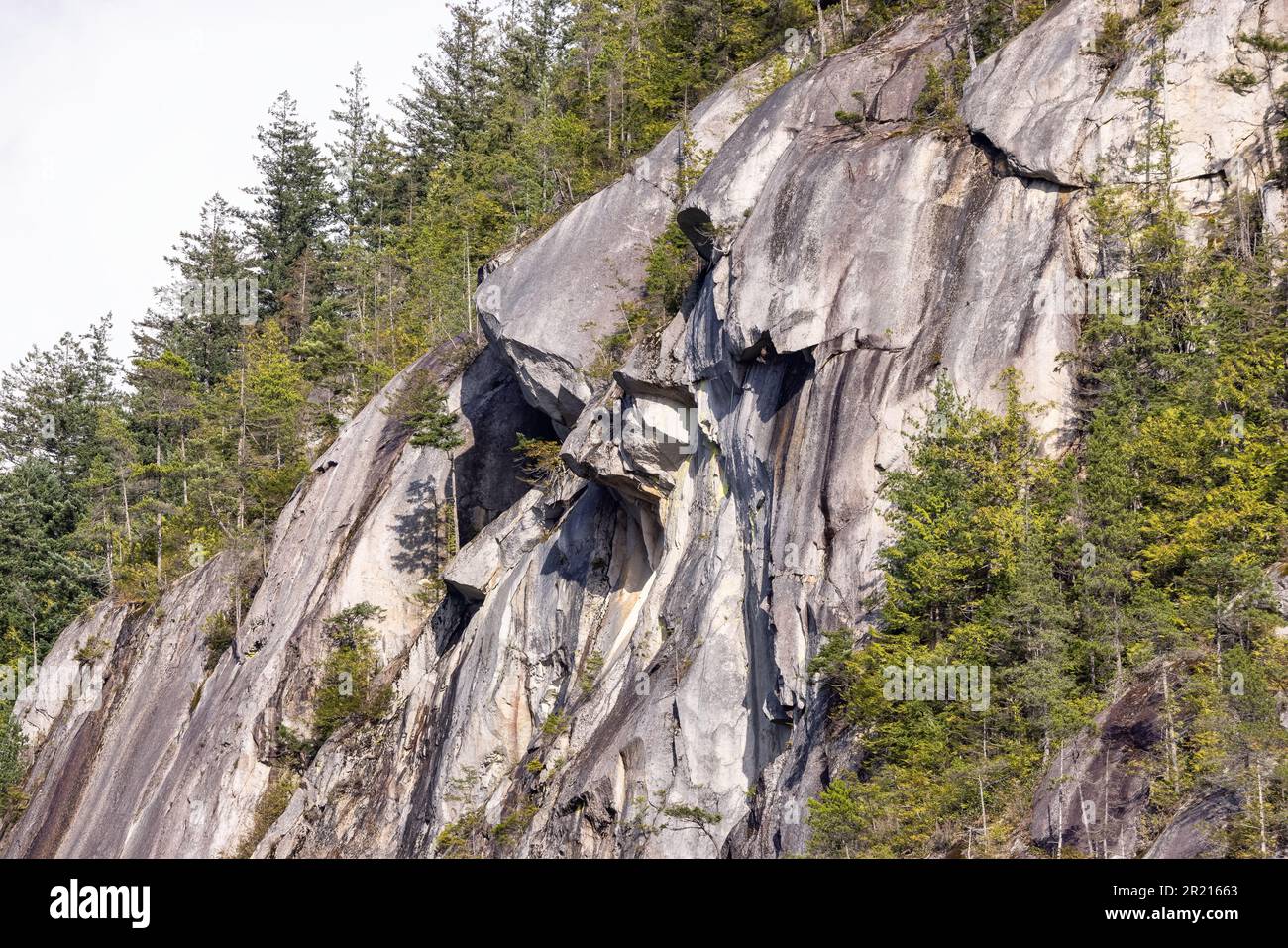 Cliffs of the squamish chief hi-res stock photography and images - Alamy