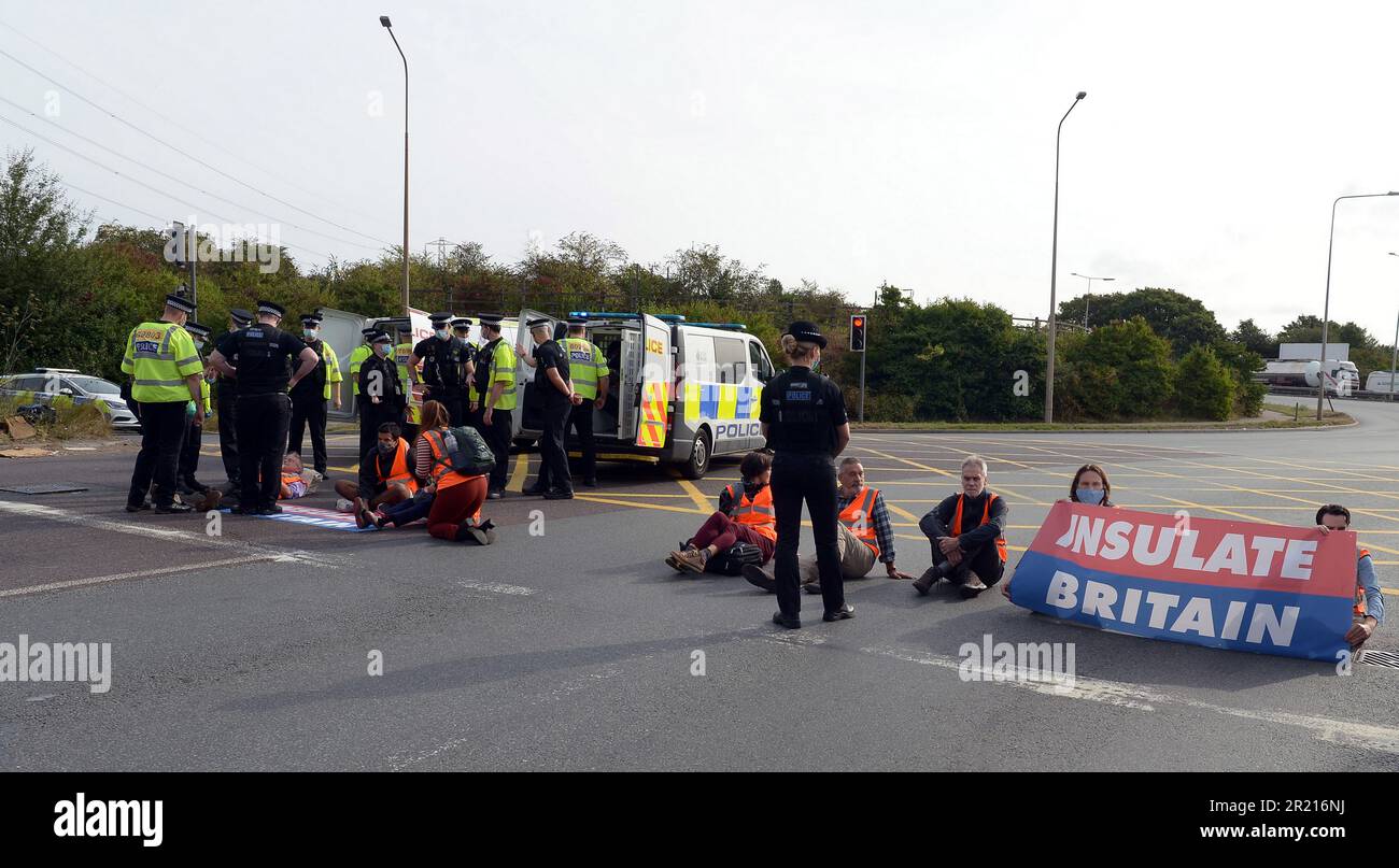 Herts police motorway hi-res stock photography and images - Alamy