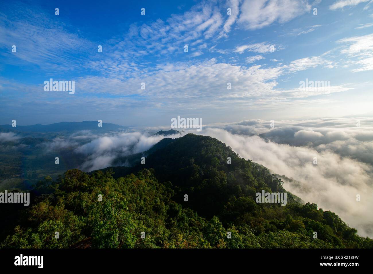 beautiful sea of mist and sunrise, view from Aiyoeweng View Point, Yala ...