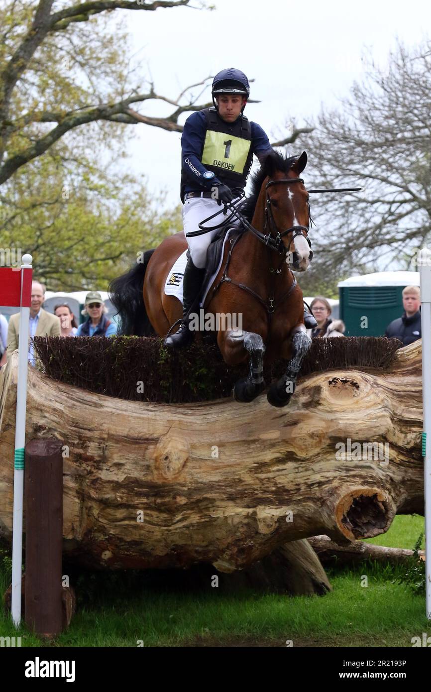 Wills Oakden from Great Britain riding Oughterard Cooley in the Cross ...