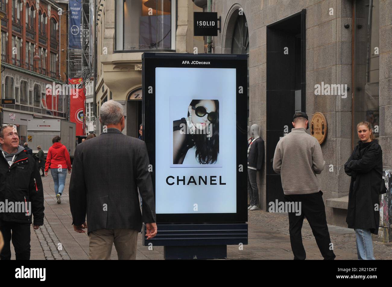 Chanel billboard hi-res stock photography and images - Alamy