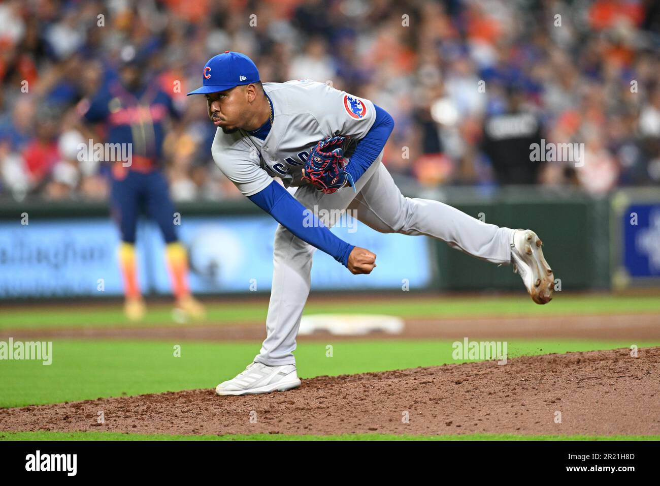 Chicago Cubs relief pitcher Jeremiah Estrada (56) in the bottom off the ...