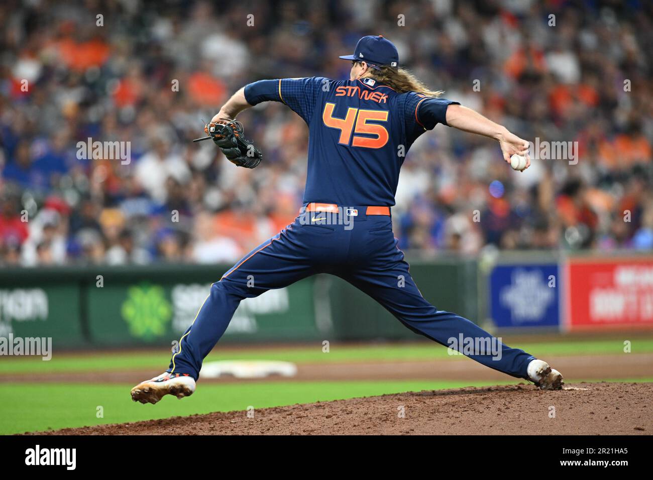 Houston Astros relief pitcher Ryne Stanek (45) in the top of the eighth ...