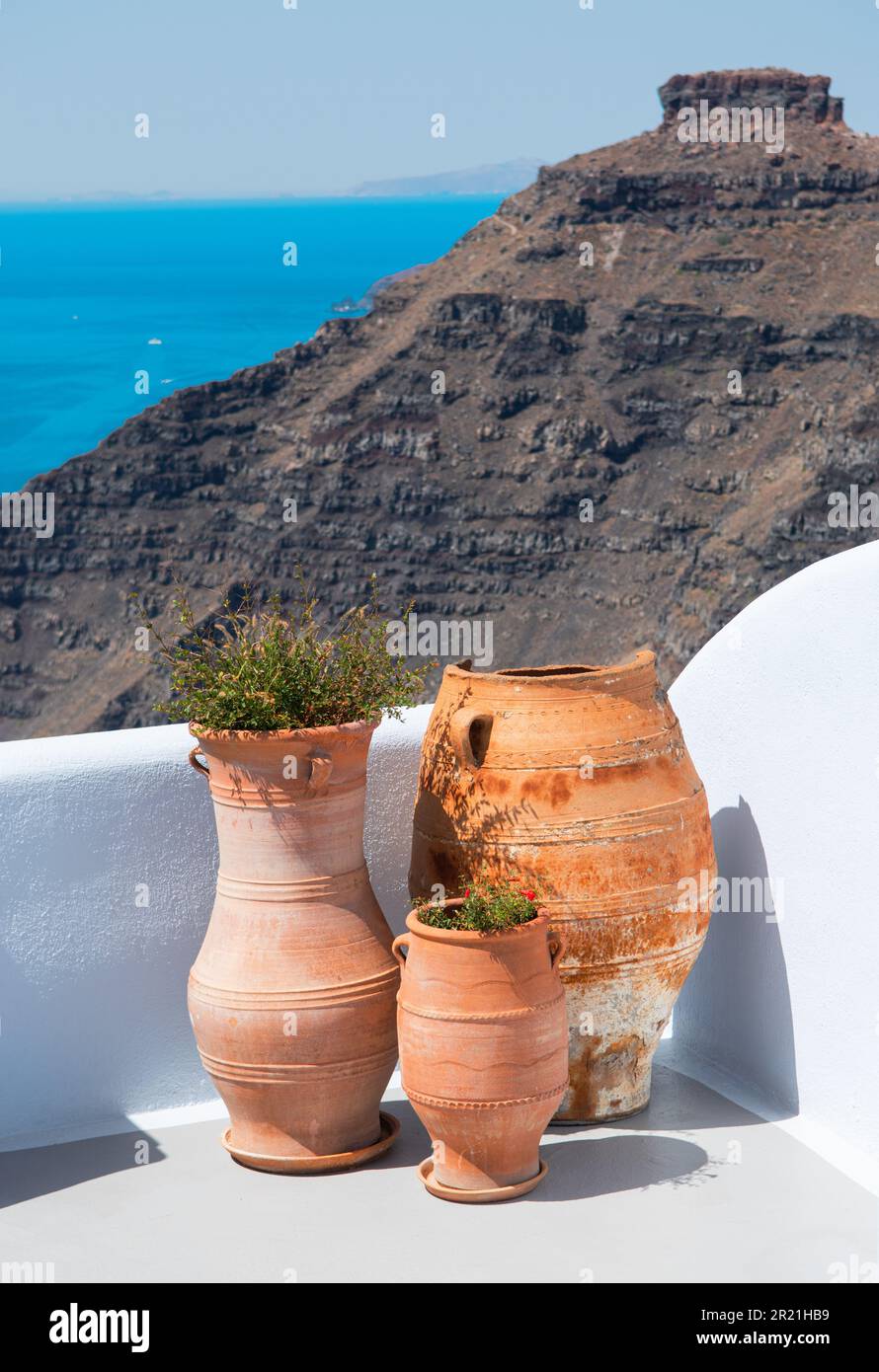 Clay pots on the terrace of Santorini, Greece Stock Photo - Alamy