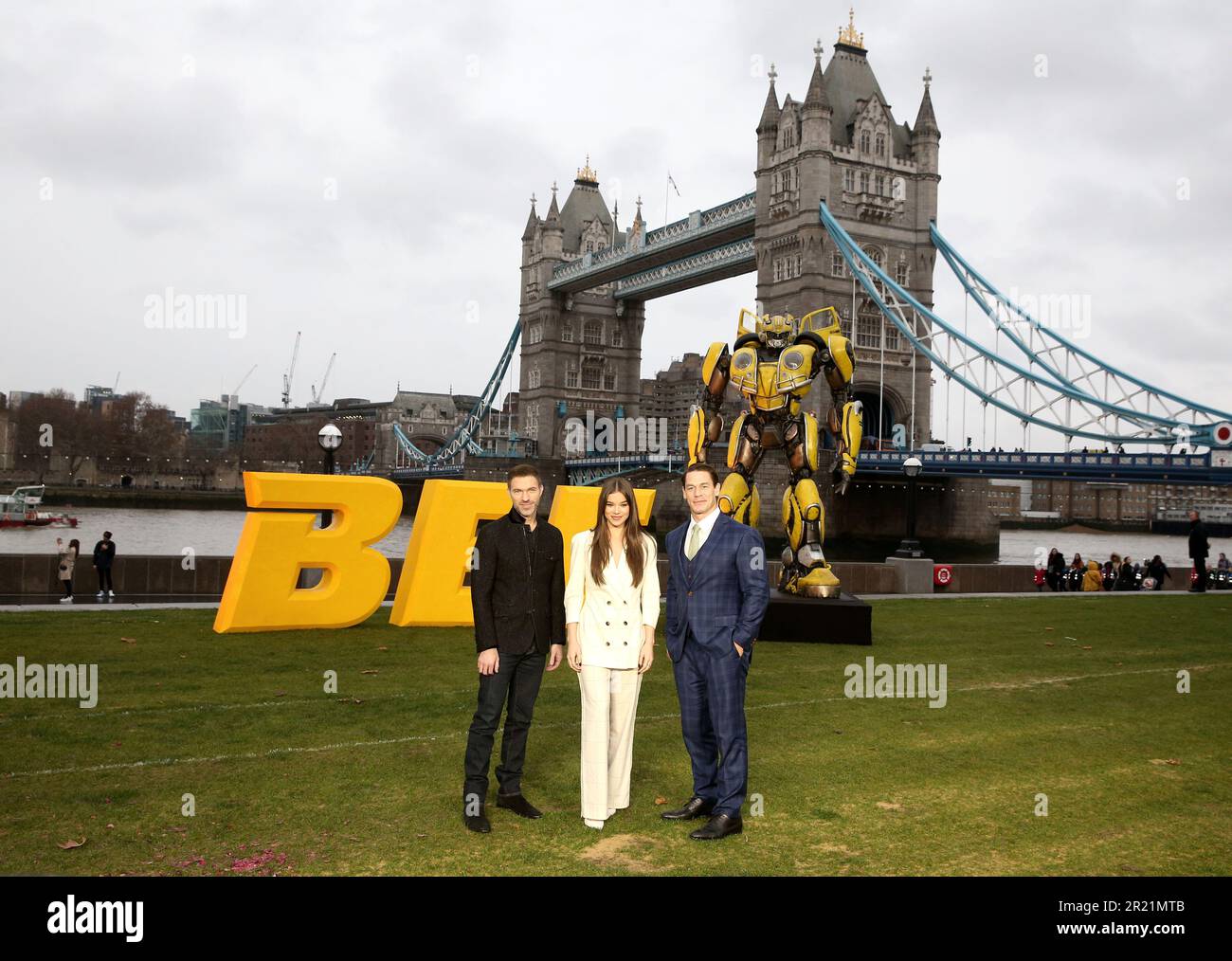 (From L-R) Travis Knight, Hailee Steinfeld and John Cena attend a ...