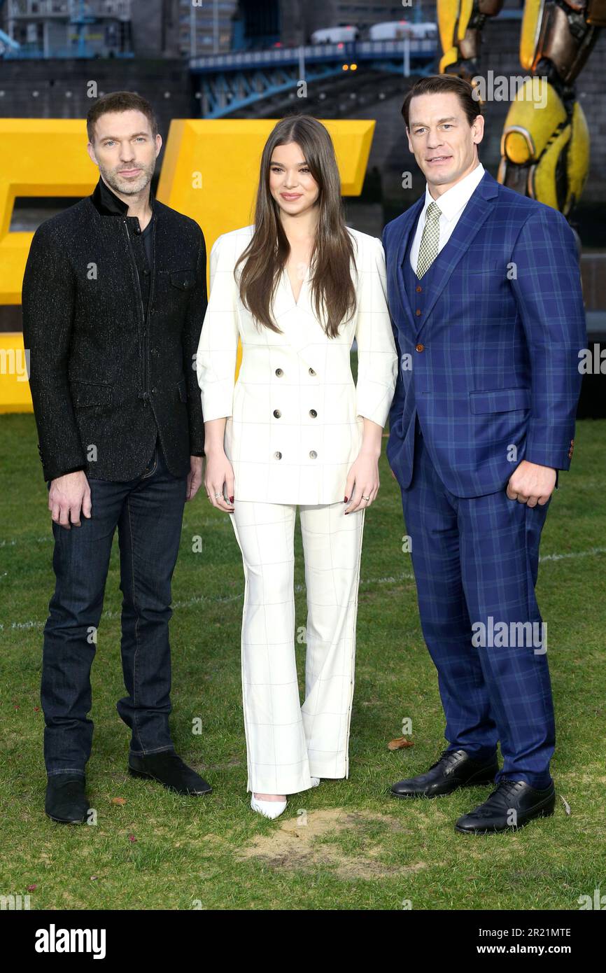 (From L-R) Travis Knight, Hailee Steinfeld and John Cena attend a ...