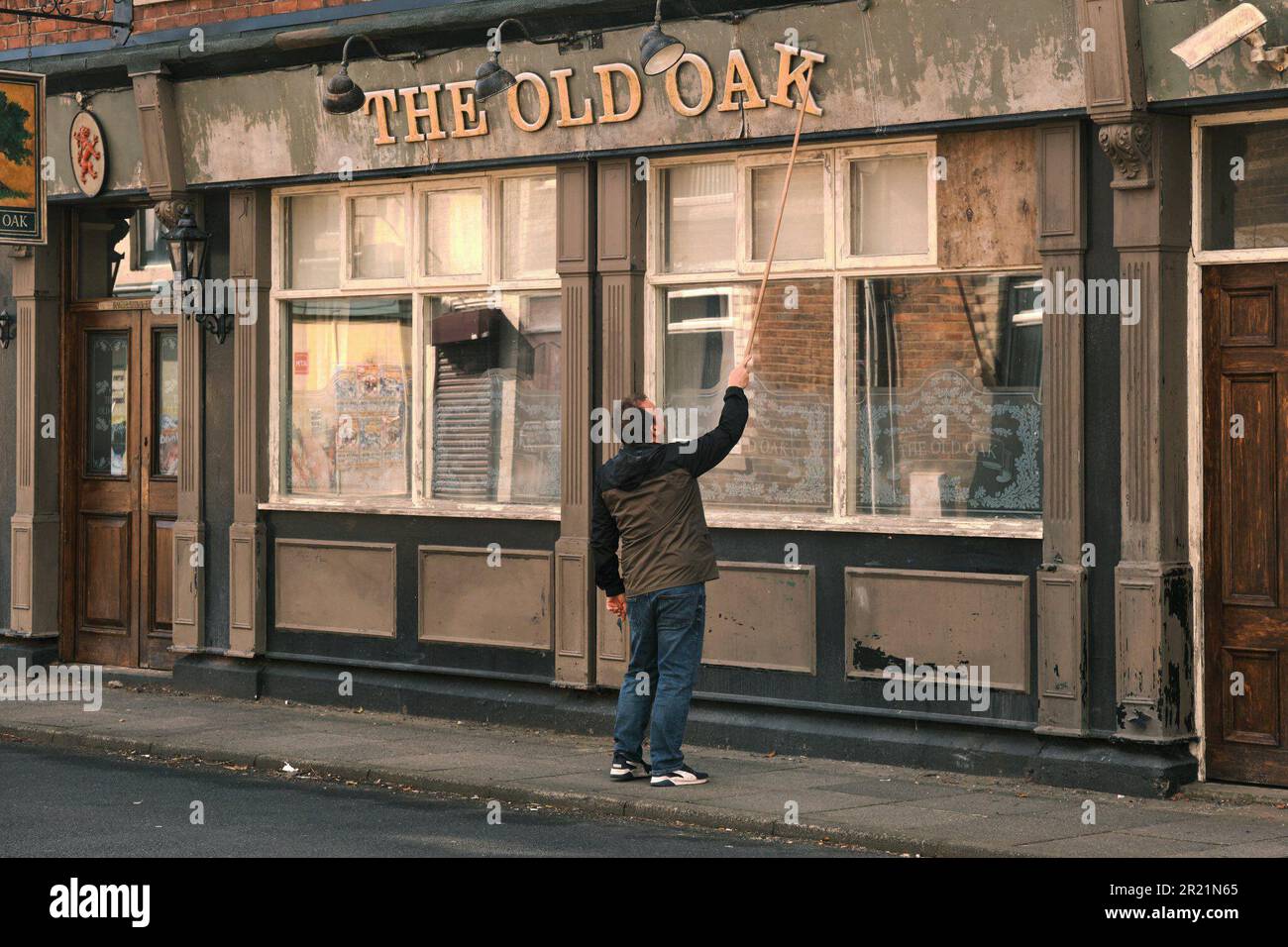 Ken loach the old oak hi-res stock photography and images - Alamy
