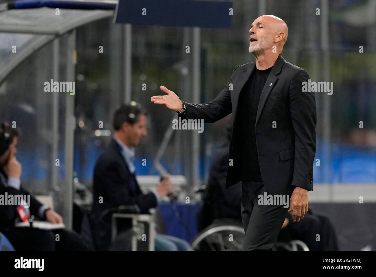 AC Milan's manager Stefano Pioli gestures during the Champions League ...