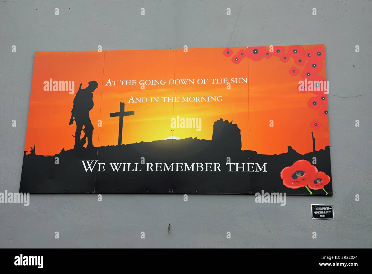 War memorial mural on the Fountain Estate in Derry Stock Photo - Alamy