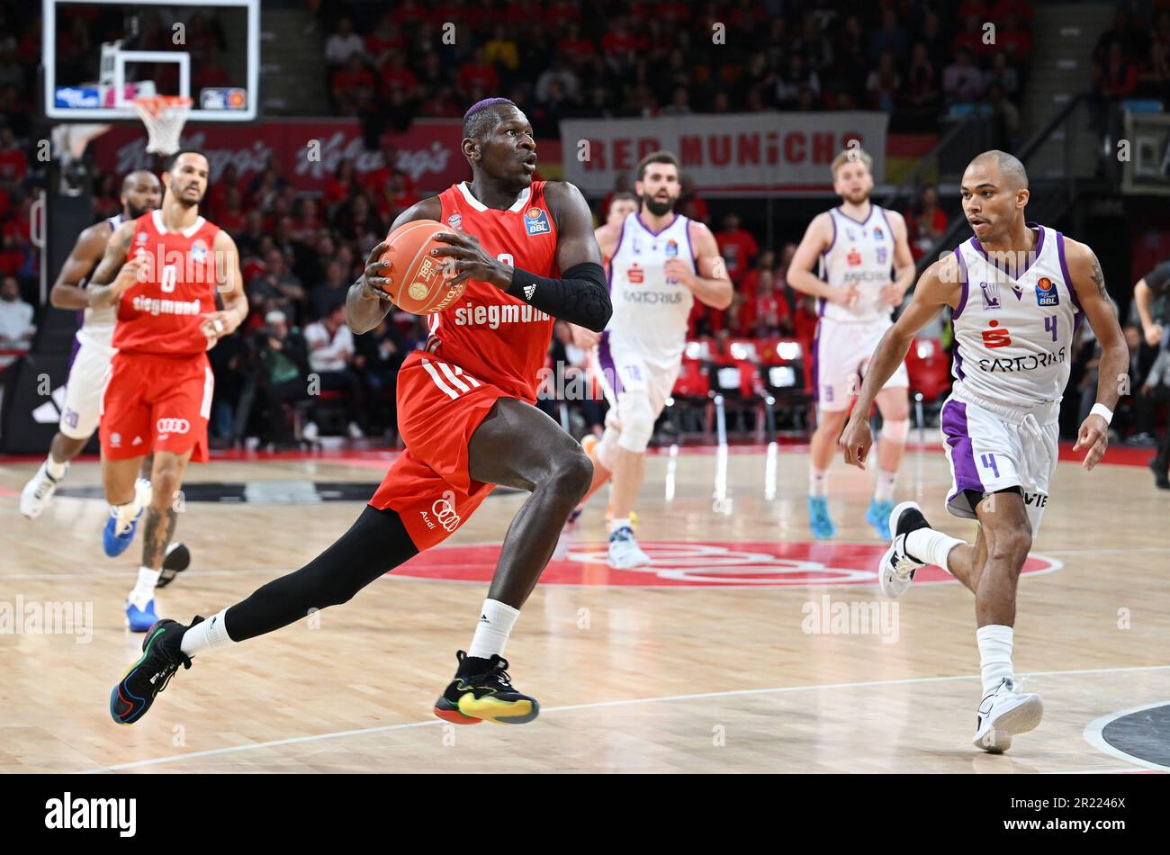 Bonga isaac hi-res stock photography and images - Alamy