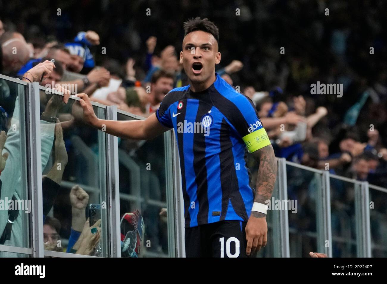 Inter Milan's Lautaro Martinez celebrates after scoring his side's ...