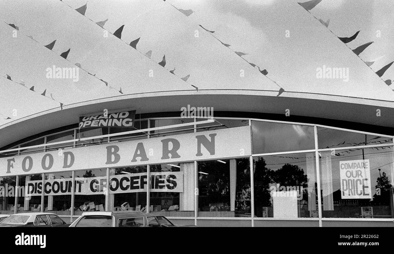 Safeway's Food Barn, Discount groceries, supermarket Grand Opening in ...