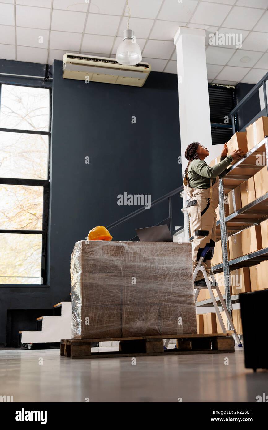 Factory stockroom boxes on shelf hi-res stock photography and images ...
