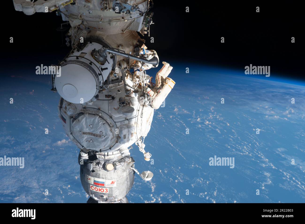 Experiment Space Station Live