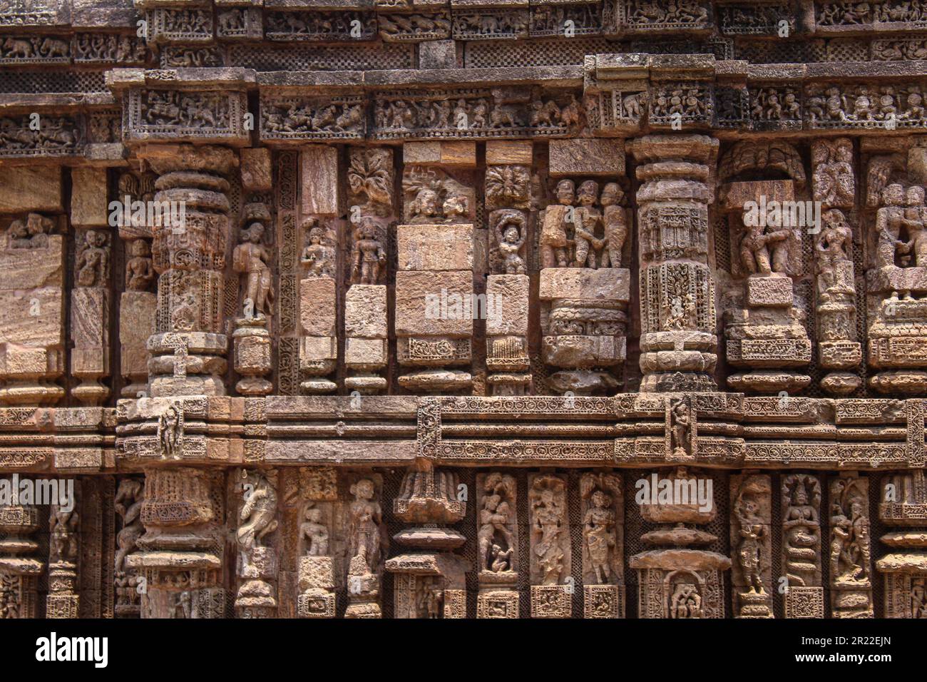 Sun temple konarak hi-res stock photography and images - Alamy