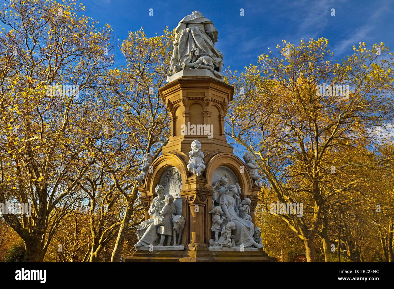 fairy tale bridge in district Zooviertel, Germany, North Rhine ...
