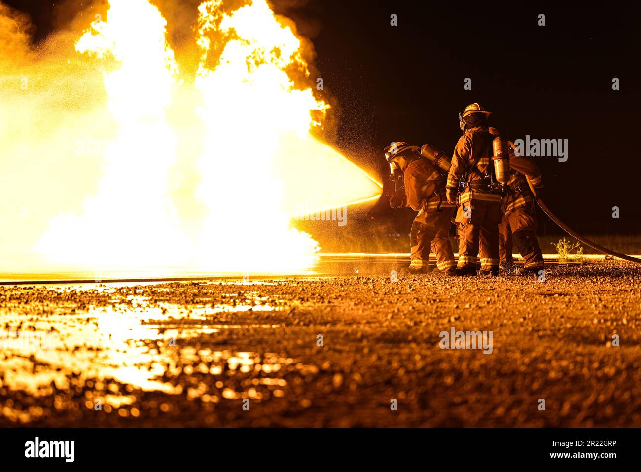 U.S. Marines with Marine Wing Support Squadron 271 and Headquarters and ...