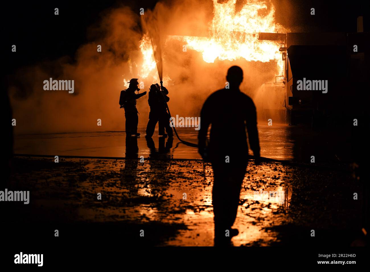 U.S. Marines with Marine Wing Support Squadron 271 and Headquarters and ...