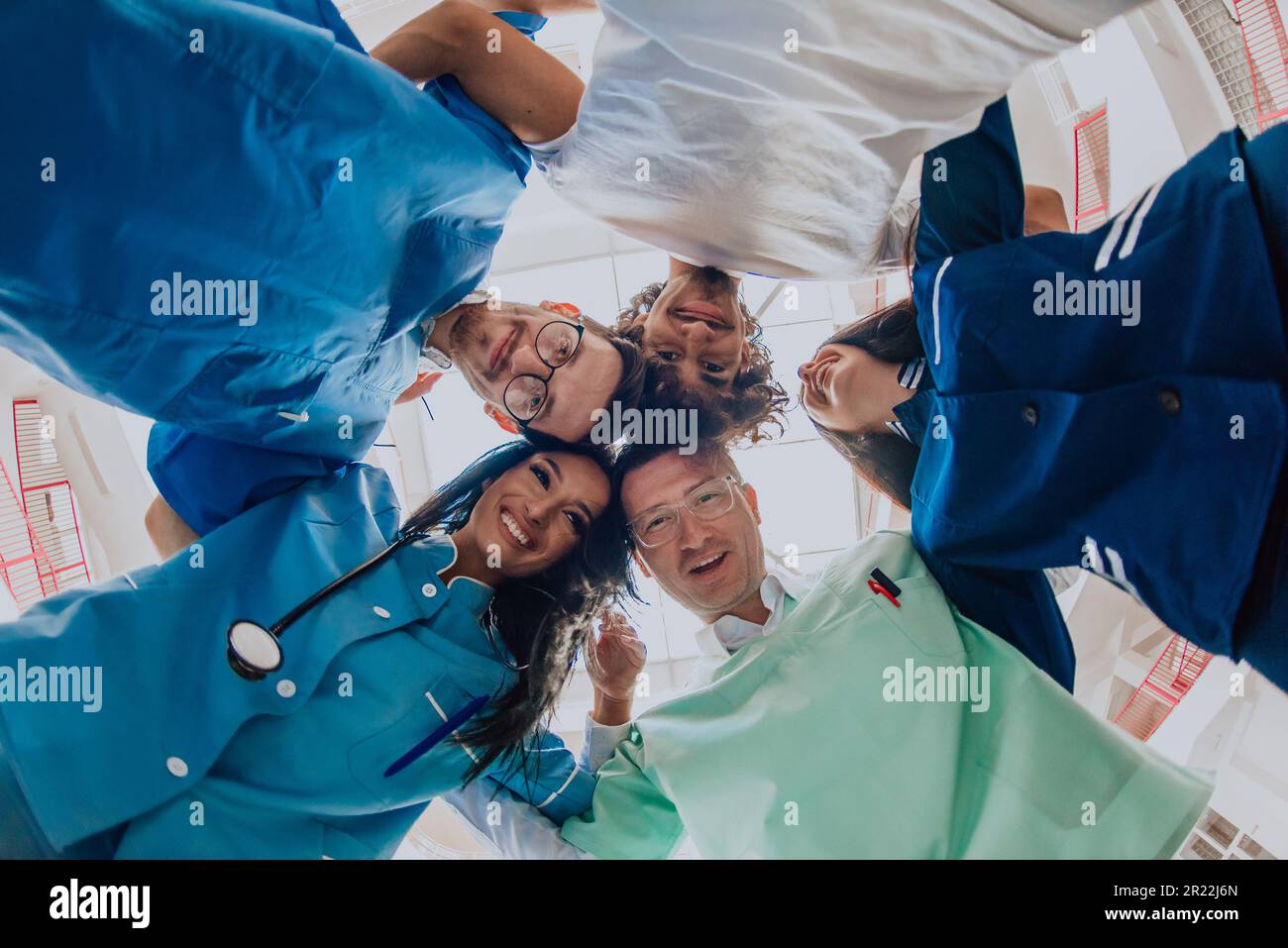 Multicultural medical team doctors hi-res stock photography and images ...