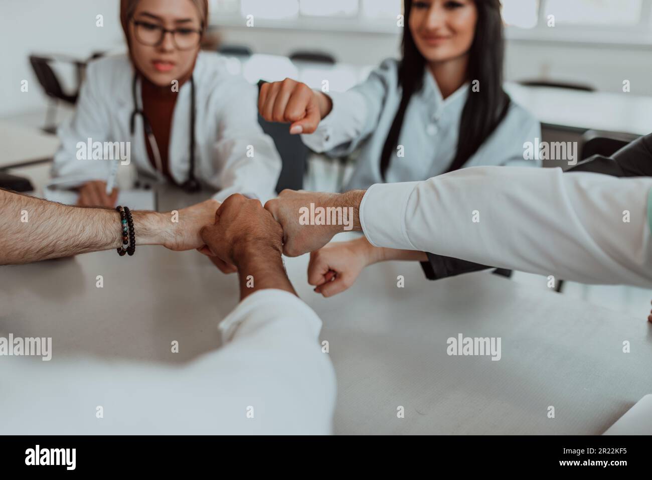 Collaborative teamwork approach hi-res stock photography and images - Alamy