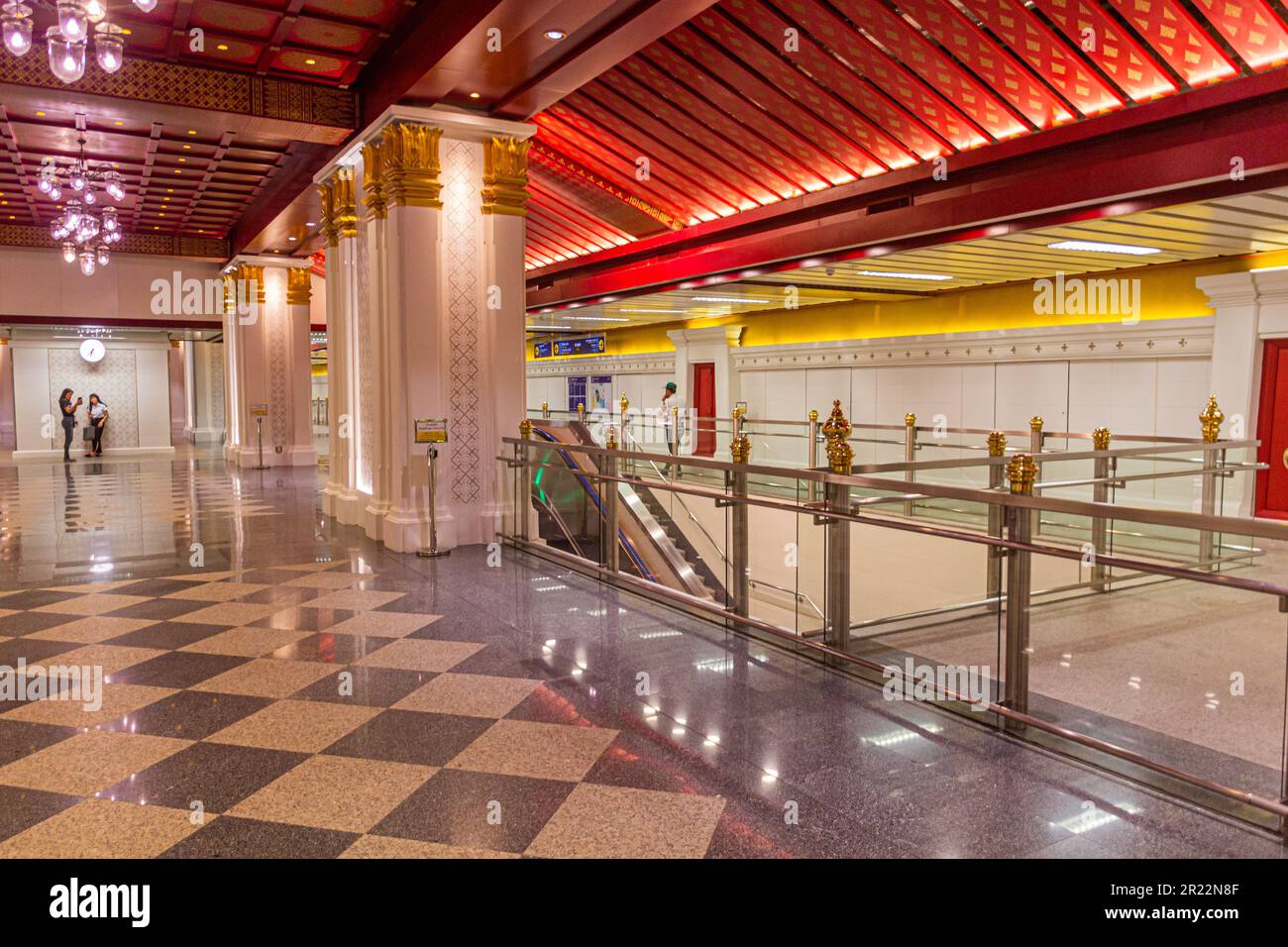 BANGKOK, THAILAND - DECEMBER 15, 2019: Sanam Chai MRT station in ...