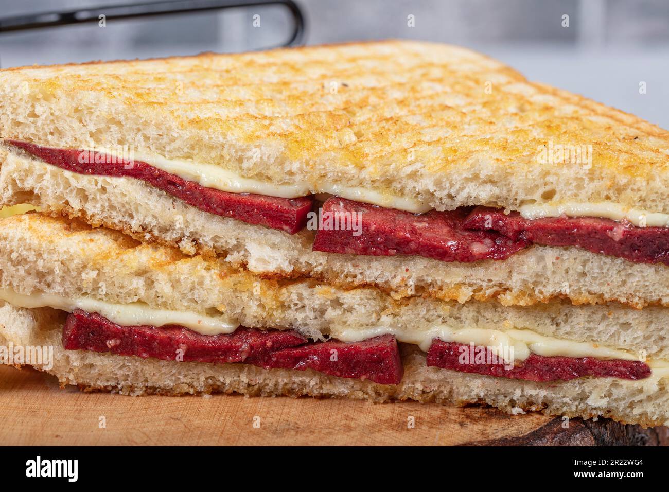 Turkish toast, mixed toast with cheddar cheese, sausage and ham, with ...