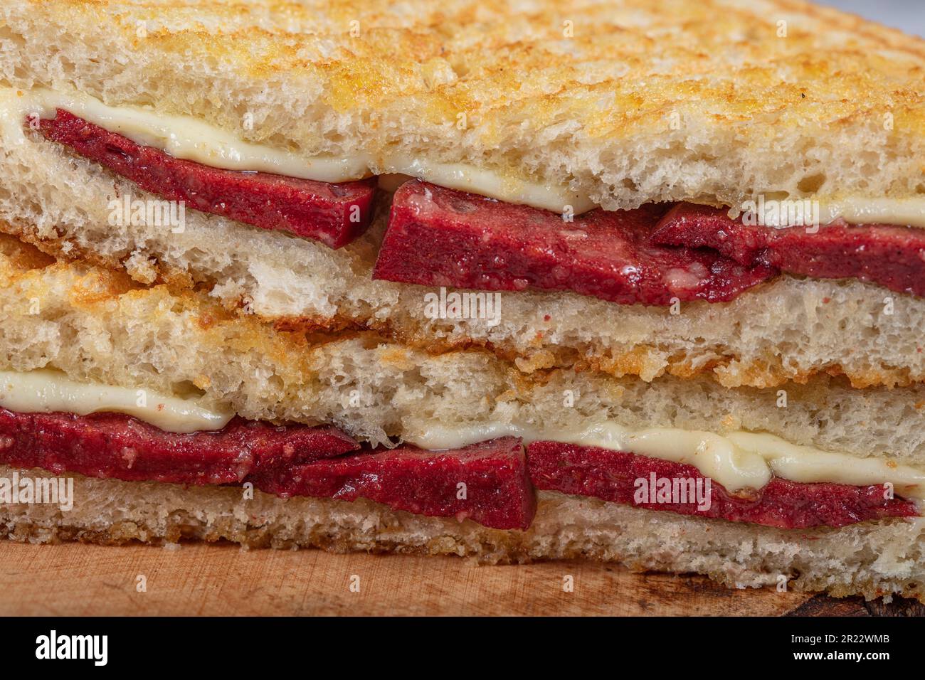 Turkish toast, mixed toast with cheddar cheese, sausage and ham, with ...