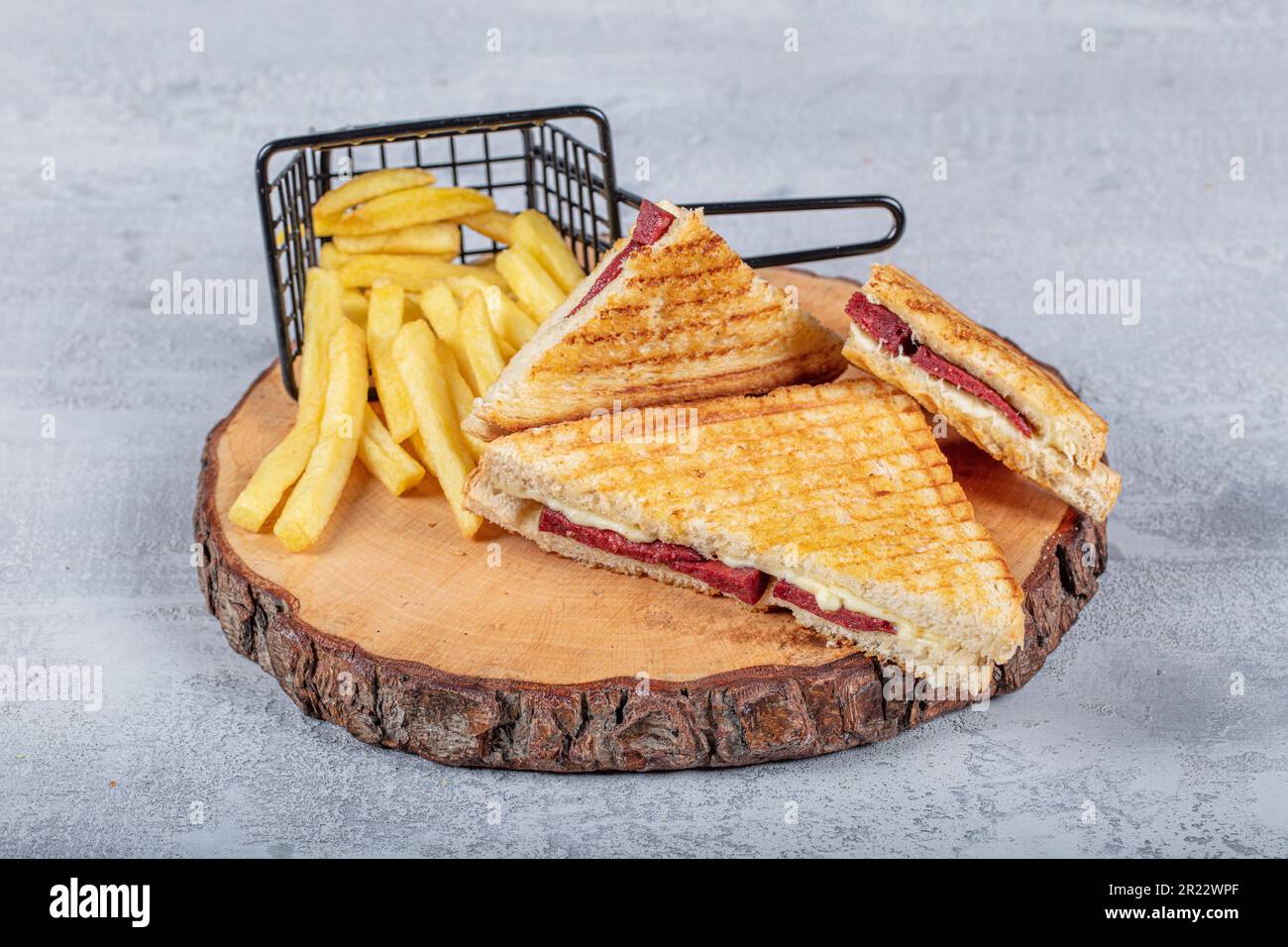 Turkish toast, mixed toast with cheddar cheese, sausage and ham, with ...