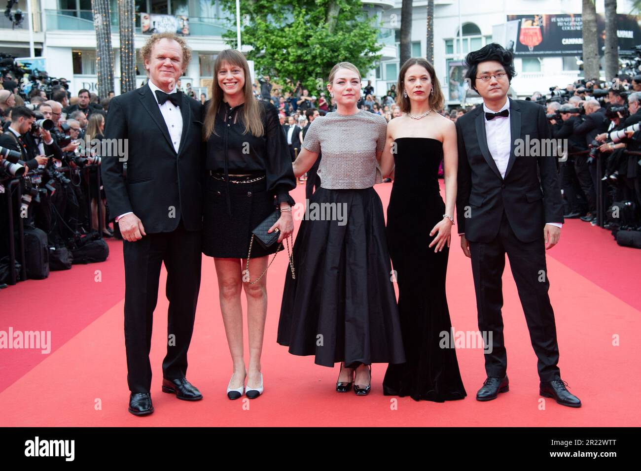 Emilie dequenne and davy chou hi-res stock photography and images - Alamy