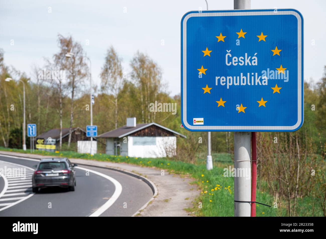 Selb, Germany. 08th May, 2023. The A·/Asch border crossing with the ...