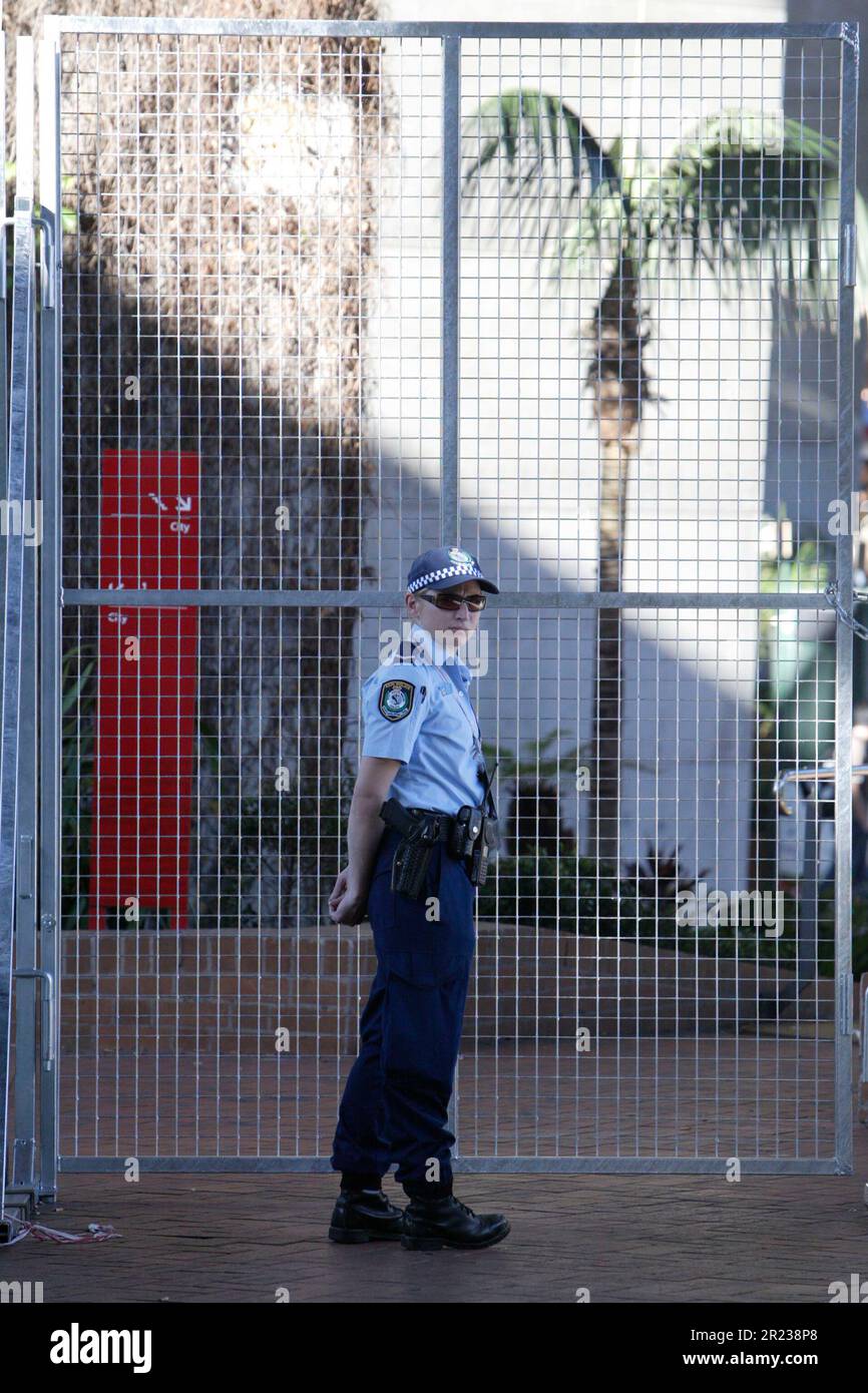 Police officer community leadership hi-res stock photography and images ...