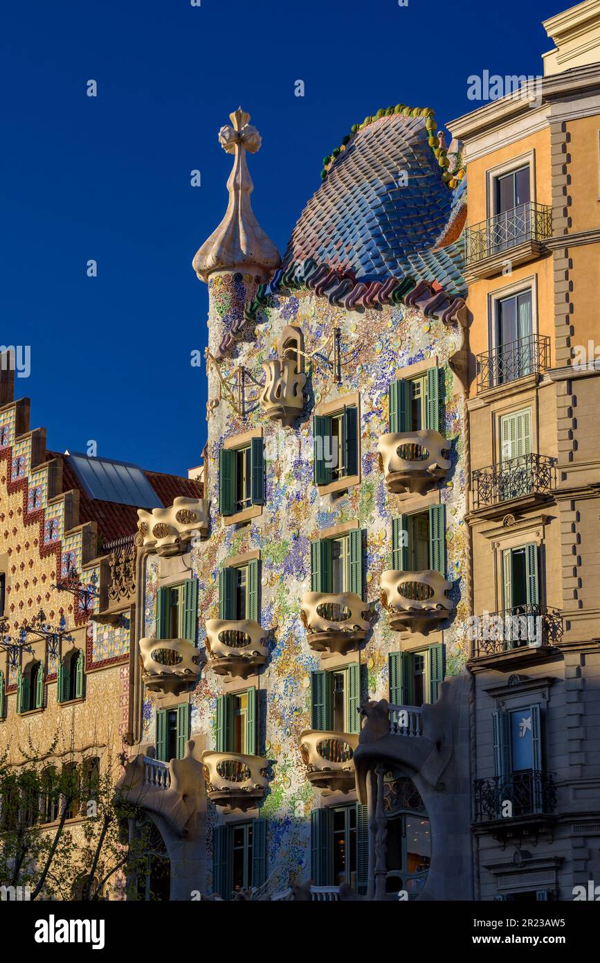 Casa batllo batllo haus hi-res stock photography and images - Alamy