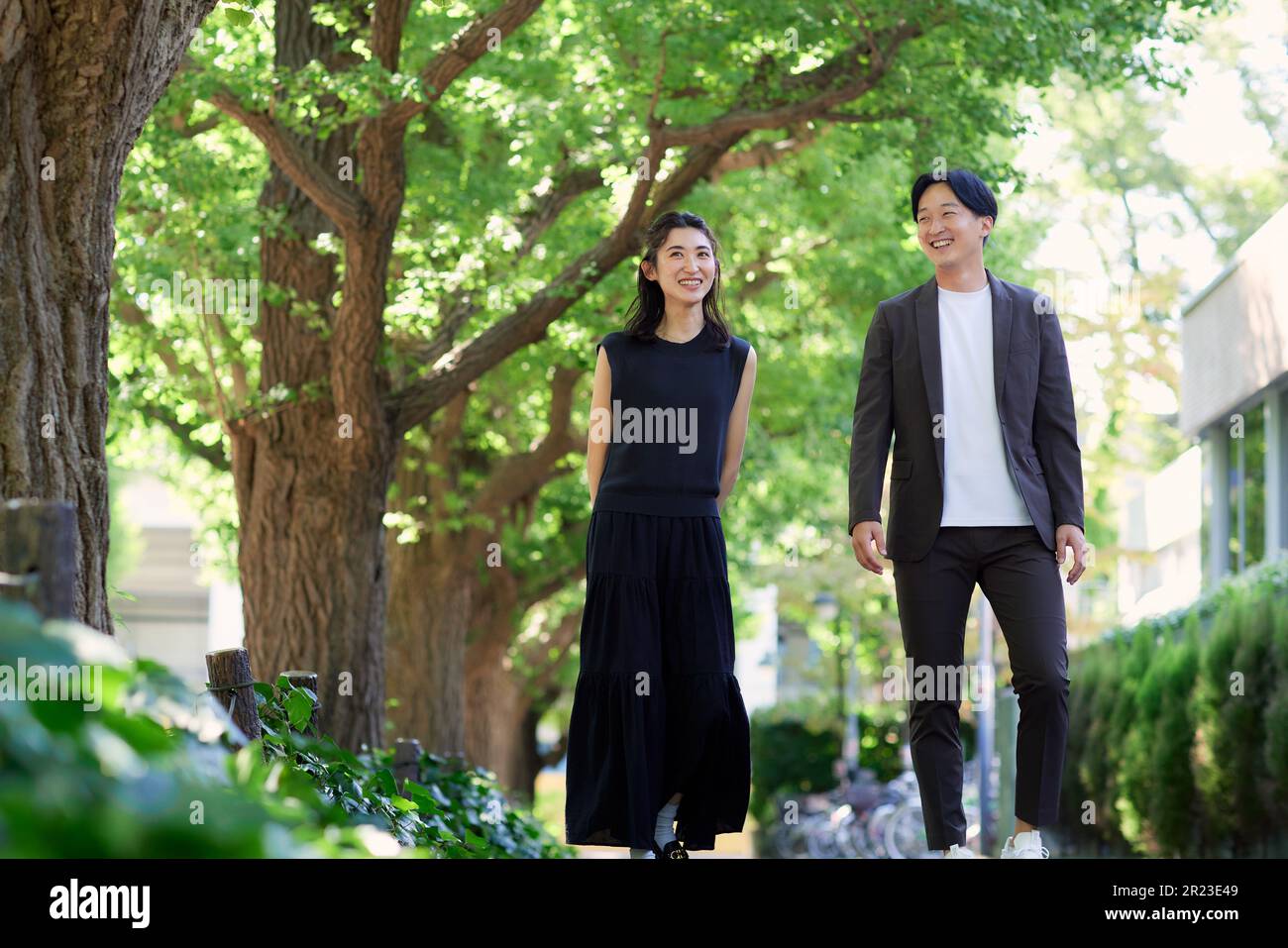 Japanese people portrait in downtown Tokyo Stock Photo - Alamy