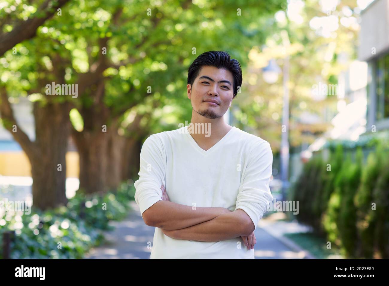 Japanese man portrait in downtown Tokyo Stock Photo - Alamy