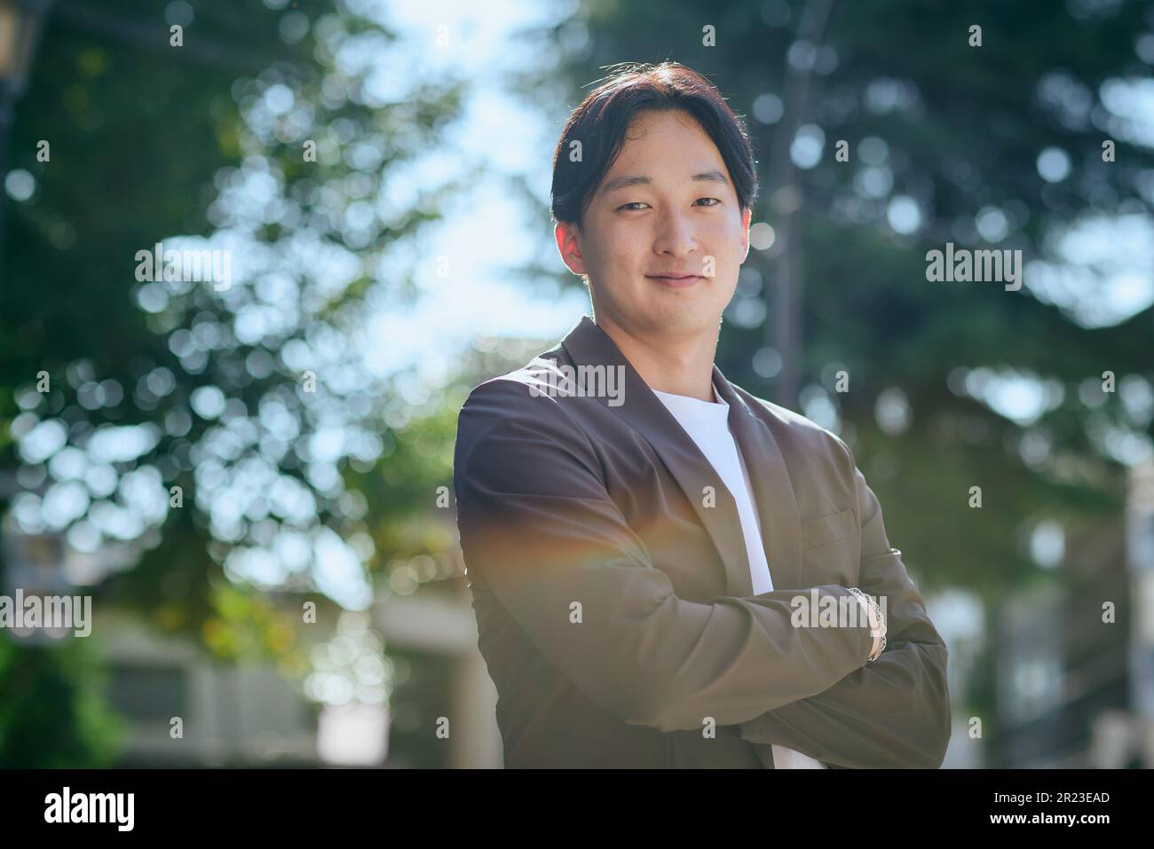 Japanese man portrait in downtown Tokyo Stock Photo - Alamy