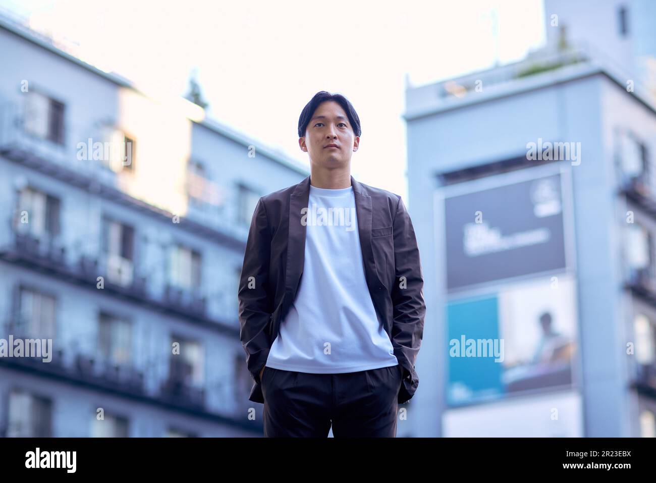 Japanese man portrait in downtown Tokyo Stock Photo - Alamy