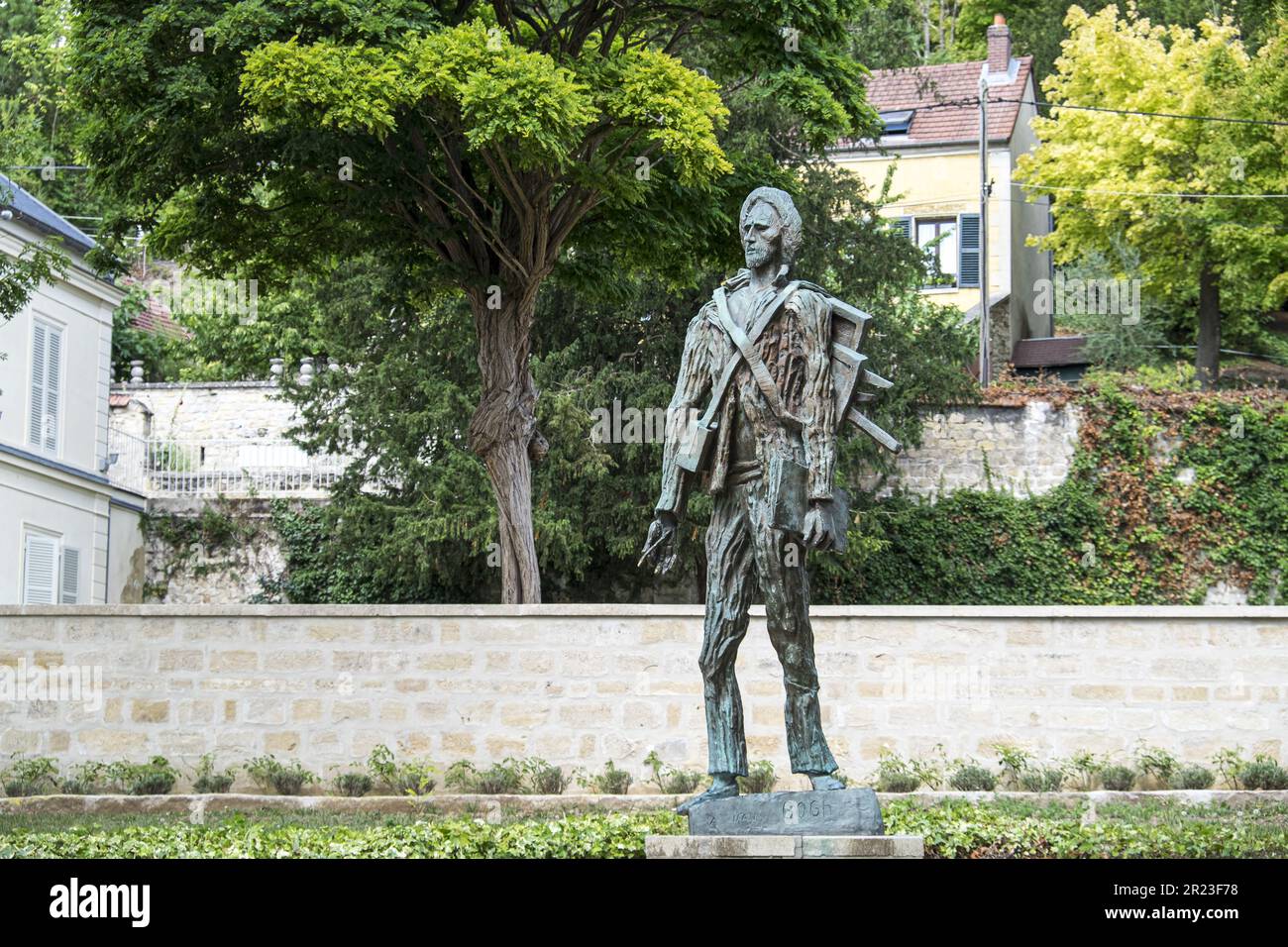 Statue de vincent van gogh hi-res stock photography and images - Alamy