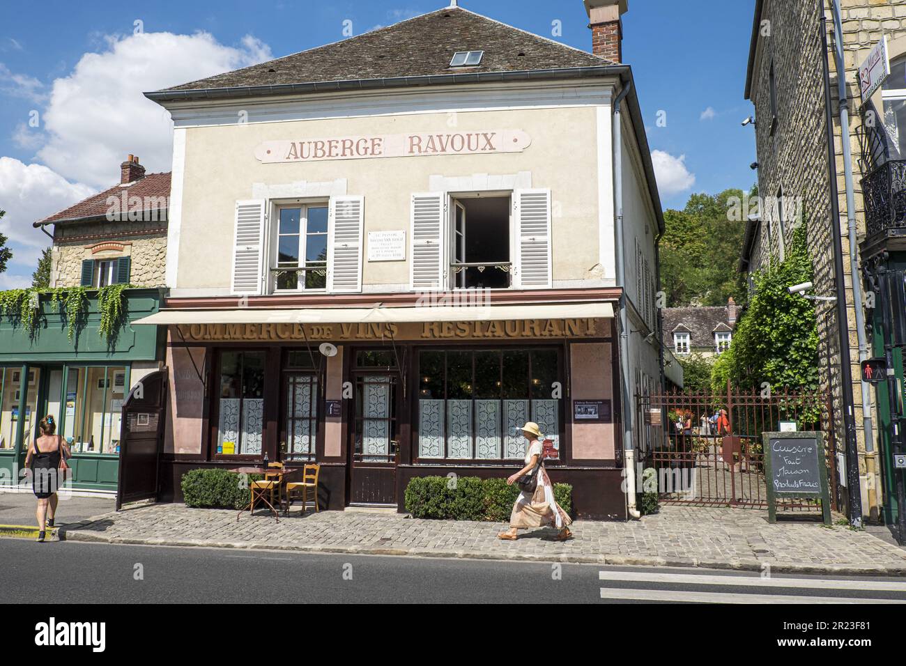 FRANCE. VAL-D'OISE (95). AUVERS-SUR-OISE. THE RAVOUX INN, WHERE VINCENT ...