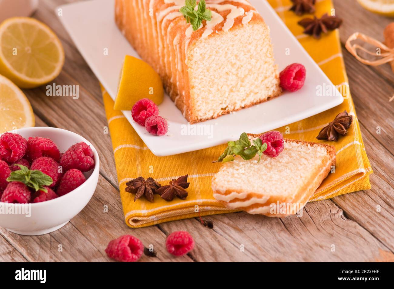 Lemon sponge cake Stock Photo - Alamy