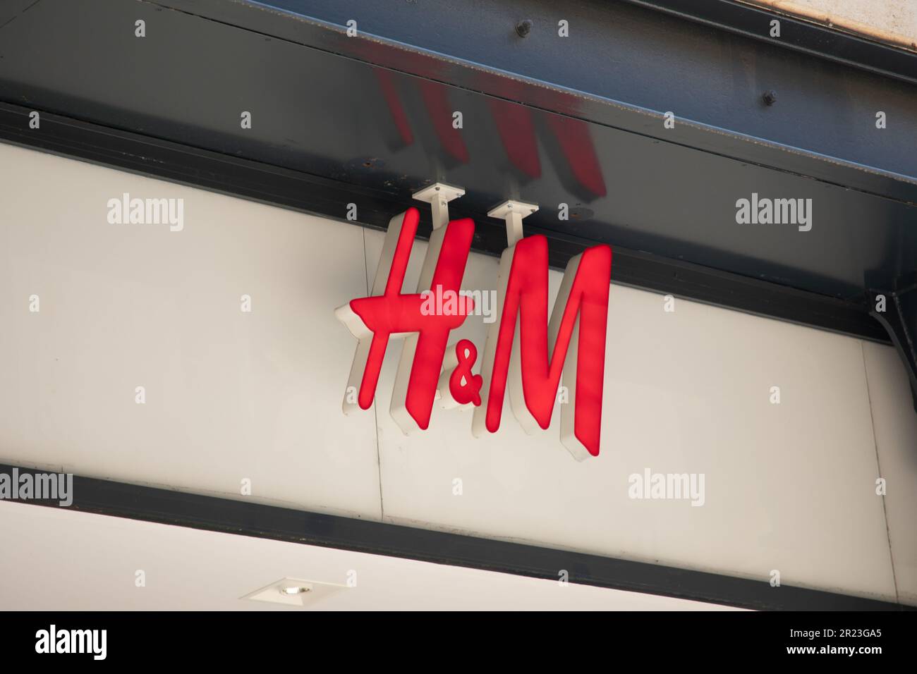 Bordeaux , Aquitaine France - 05 09 2023 : H & M store logo text and ...