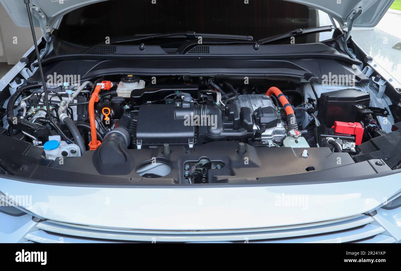 Front view of modern hybrid engine - Hybrid care engine Stock Photo - Alamy