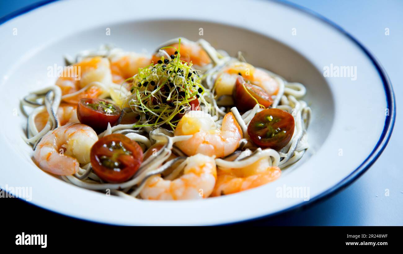 Garlic prawns with eels. Shrimp Scampi. Traditional tapas recipe from ...
