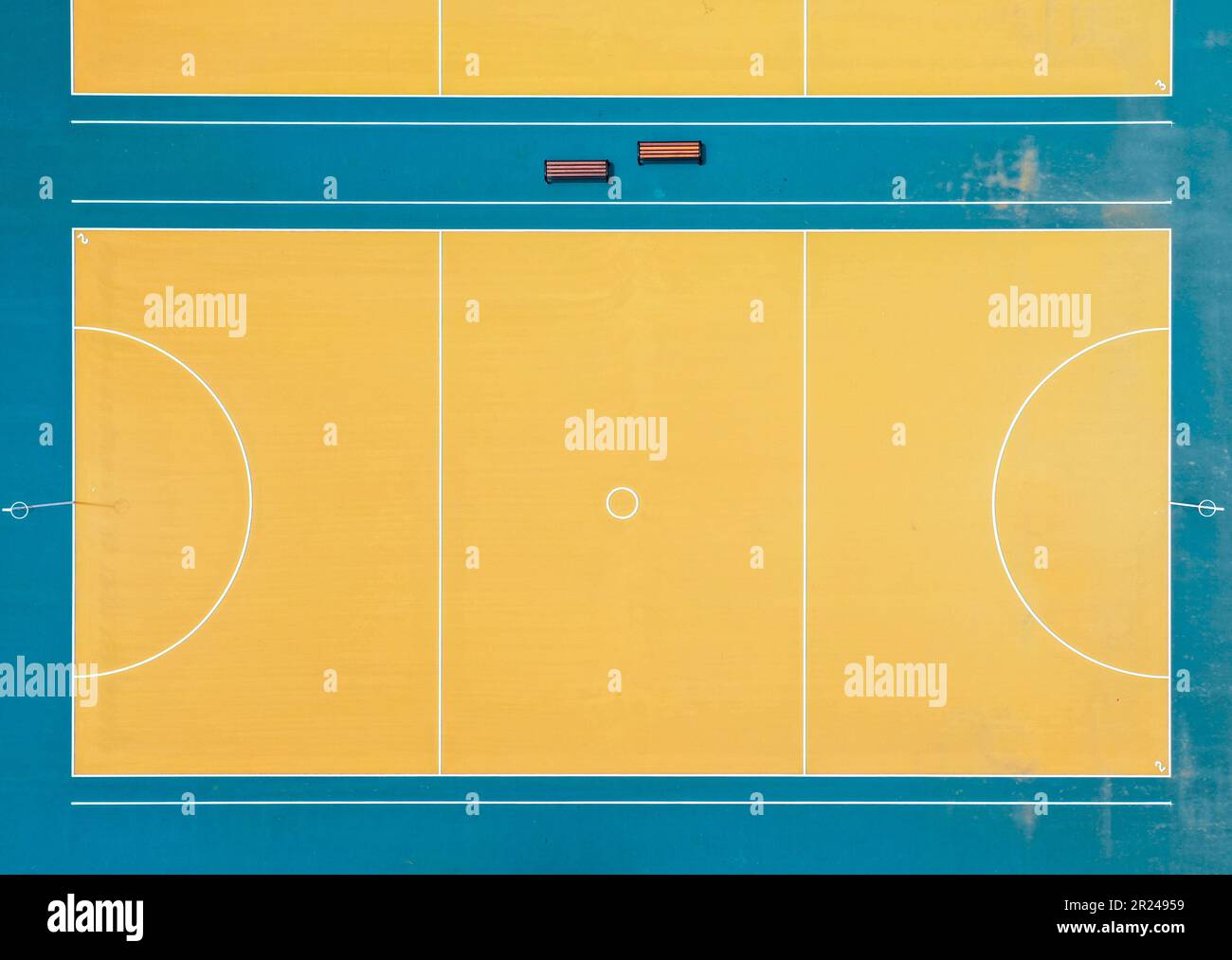 Netball court hi-res stock photography and images - Alamy