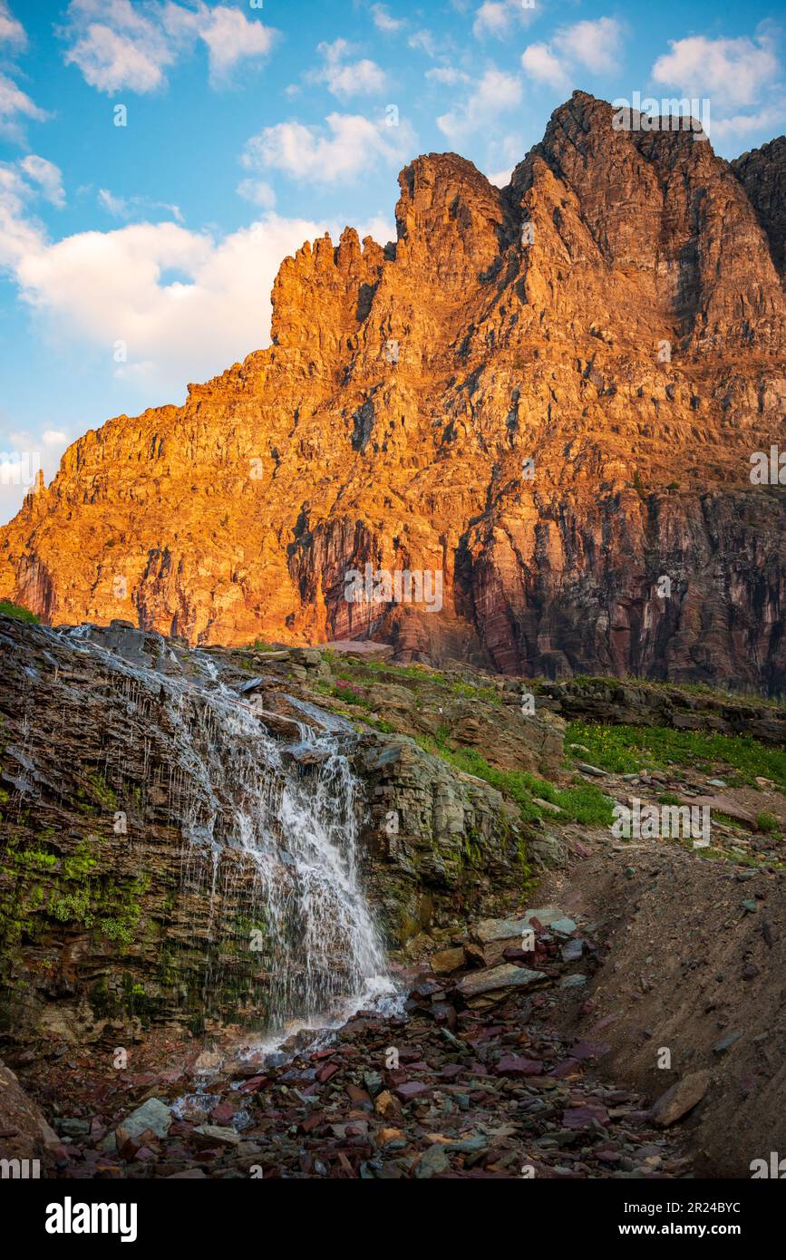 Hidden Lake Overlook, Glacier National Park in Montana Stock Photo - Alamy