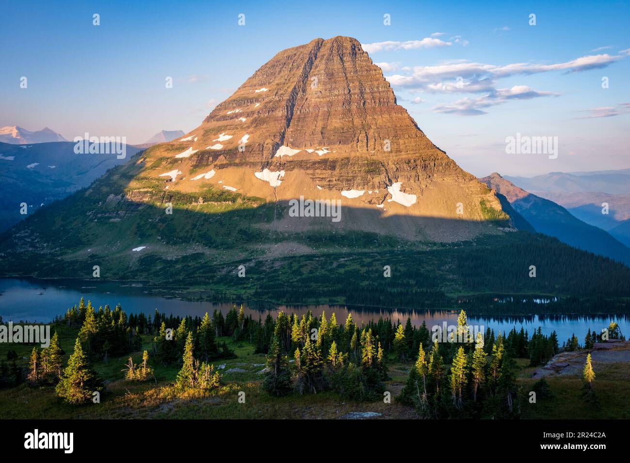 Hidden Lake Overlook, Glacier National Park in Montana Stock Photo - Alamy
