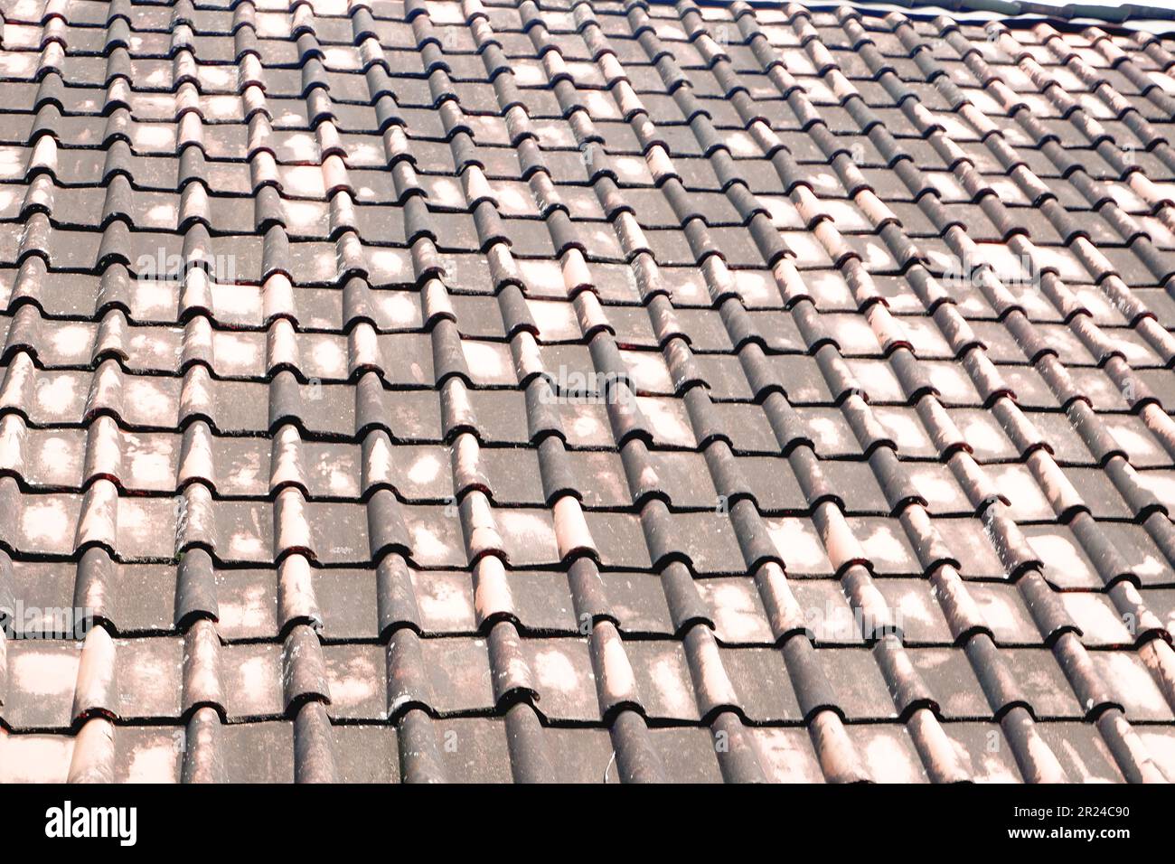 old house roof tiles texture pattern Stock Photo - Alamy